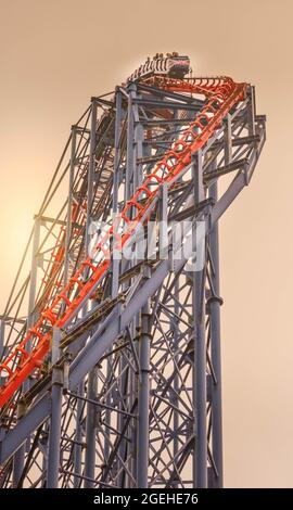 THE PEPSI MAX BIG ONE -THE TALLEST ROLLERCOASTER IN THE WORLD, TOWERS ...