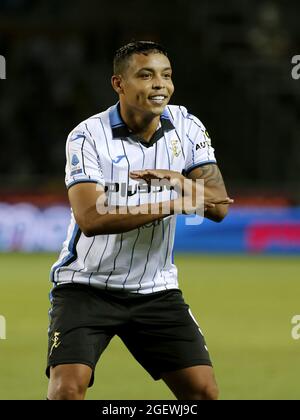 Luis Muriel of Atalanta BC celebrates whit his teammates during the ...