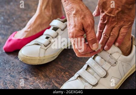 GEORGE de MESTRAL (1907-1990) Swiss electrical engineer who invented ...