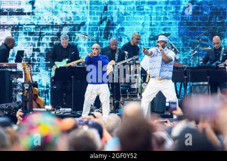 Spliff Star and Busta Rhymes (R) perform at the KAYA music fest at ...