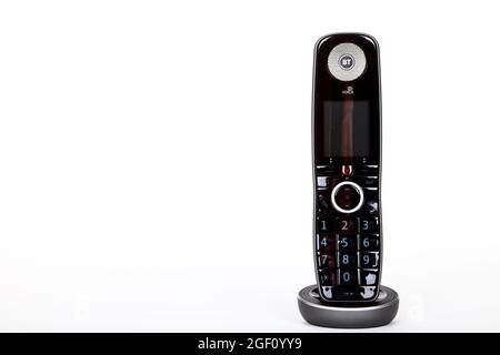 New BT advanced digital home phone using broadband connection to make ...
