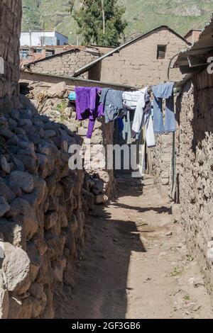Poor houses in Cabanaconde village, Peru Stock Photo - Alamy