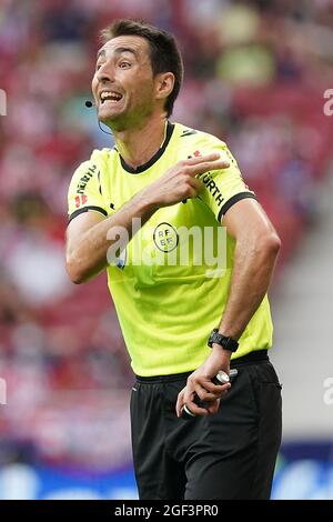 Spanish referee Ricardo de Burgos Bengoetxea during La Liga match on ...