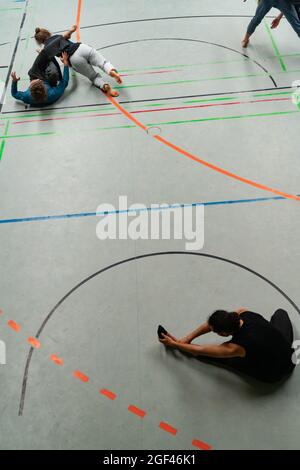 several dancers move in contact improvisation performance Stock Photo ...