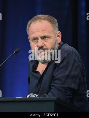 Neuhardenberg, Germany. 22nd Aug, 2021. Samuel Finzi, actor, taking ...