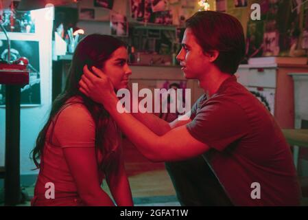 HE'S ALL THAT, from left: Tanner Buchanan, Addison Rae, 2021. ph: Kevin ...