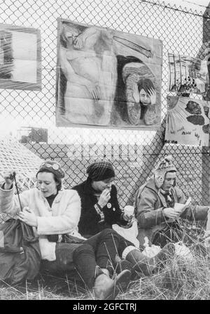 Embrace The Base Greenham Common Womens Peace Camp members Women ...