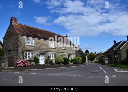 High Street in Yetminster village in north Dorset UK Stock Photo - Alamy
