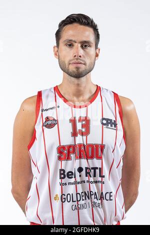 Spirou's Yoeri Schoepen poses at a photoshoot of Belgian Basketball ...