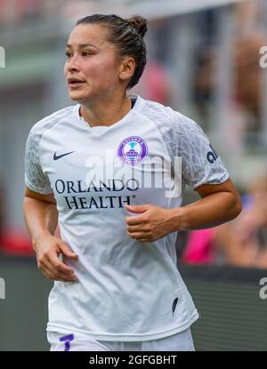 WASHINGTON, DC - AUGUST 22: Orlando Pride midfielder Taylor Kornieck ...