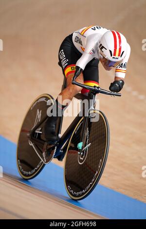 Spain's Ricardo Ten Argiles on his way to winning bronze in the Men's ...