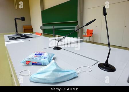 University of Kassel, Lecture Hall Center II Stock Photo - Alamy