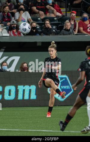 Christen Westphal (18 Portland Thorns) during the Womens International ...