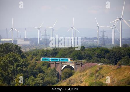 Train crosses Frodsham viaduct at Frodsham, Cheshire. And Frodsham Wind ...