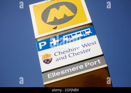 Ellesmere Port train station Cheshire, third rail Merseyrail Wirral ...