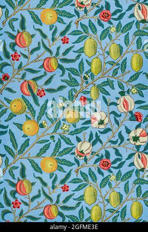 William Morris wallpaper pattern, Fruit, Pomegranate or Four Fruits ...
