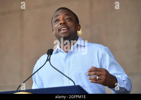 Senator Brian Benjamin speaks at the State office building in Harlem on ...