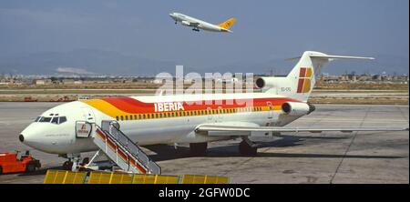 Plane taking off Condor tailfin logo groundedBoeing 727 trijet ...