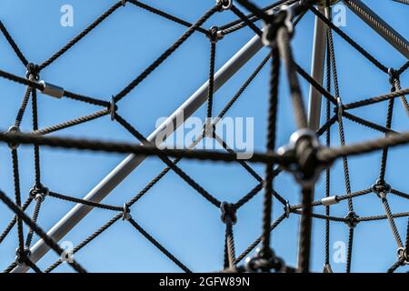Climbing scaffold, climbing pyramid, symbolic image Network, networking ...