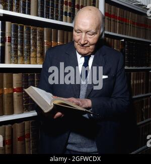 Portrait of Lord Denning - Alfred Thompson "Tom" Denning, Baron Denning ...