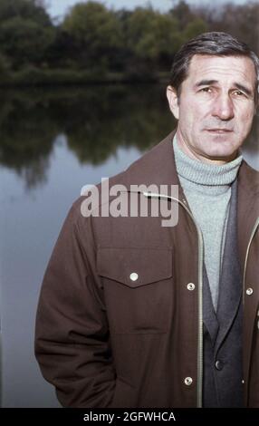 The Romanian actor Gheorghe Dinică Stock Photo - Alamy