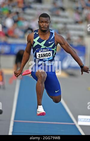 Hugues Fabrice Zango in the triple jump at the Doha 2019 World ...