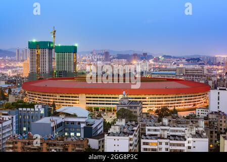 Dusk of Kunming cityscape with old shophouses and apartments Stock ...