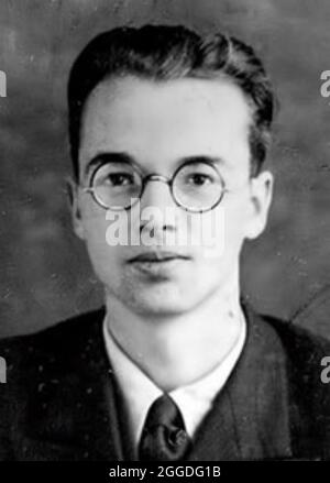 KLAUS FUCHS (1911-1988) German theoretical physicist and Soviet spy ...