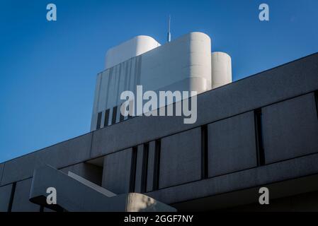 The Royal College of Physicians London. Architect: Sir Denis Lasdun ...