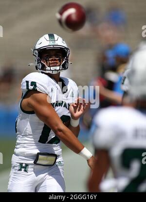 August 28, 2021 - Hawaii Rainbow Warriors defensive back Eugene Ford #8 ...