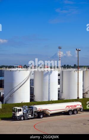 Aviation fuel storage tank Stock Photo - Alamy