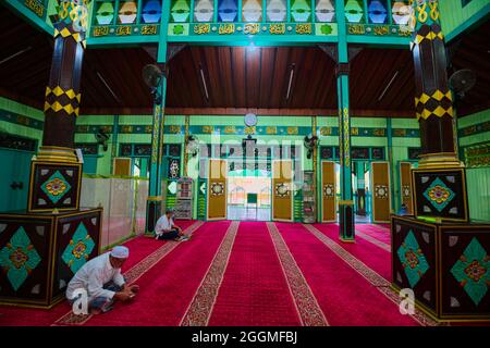 Masjid Sultan Suriansyah is the oldest mosque in South Kalimantan ...