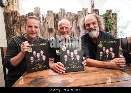 Flensburg, Germany. 23rd Aug, 2021. Axel Stosberg (l-r), Björn Both and ...