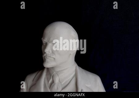 Lenin sculpture on dark background Stock Photo - Alamy