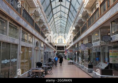 5th Street Arcades, downtown Cleveland, June 2022 Stock Photo - Alamy