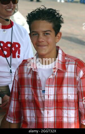 Taylor Emerson 10/04/03 GOOD BOY! at Mann Village Theatre, Westwood ...