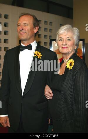 Terry Logan, Lynda Logan 11/06/03 CALENDER GIRLS at Cinerama Dome ...