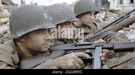 Tom Hanks & Edward Burns Film: Saving Private Ryan (USA 1998 ...
