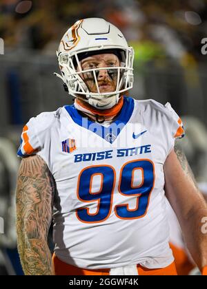 Boise State defensive tackle Scott Matlock (99) lines up against ...