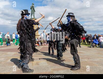 Traditional and Morris Dancing at the Whitby Folk Week Stock Photo - Alamy