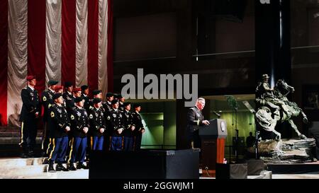 Lt. Gen. John Mulholland, commander of the U.S. Army Special Operations ...