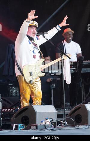 Pete Wylie of The Mighty Wah! Stock Photo - Alamy