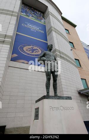 The Peter Osgood statue outside of Stamford Bridge before the Barclays ...