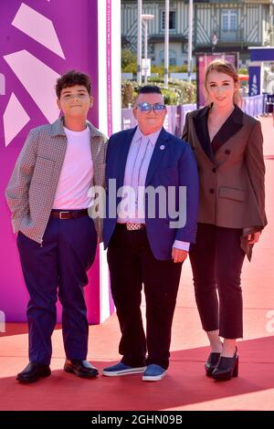 POTATO DREAMS OF AMERICA, Sera Barbieri (red), 2021. © Dark Star ...