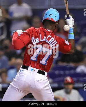 Miami Marlins' Bryan De La Cruz plays in a baseball game against the ...