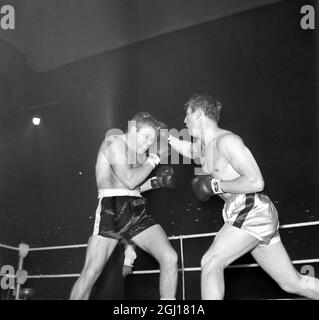 BOXING IN ACTION - BILLY WALKER V JOHNNY PRESCOTT IN LONDON / ; 11 ...