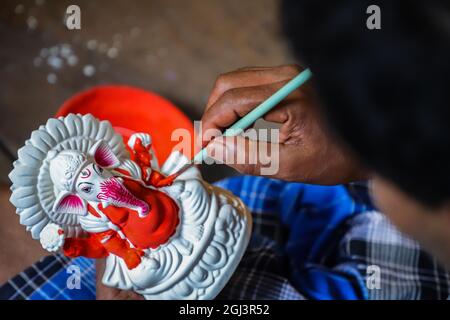 Kolkata, India. 08th Sep, 2021. Ganesh idols being made at Kumartuli ...