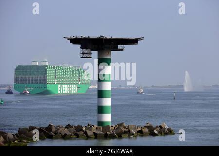 The container ship Ever Ace will reach the port of Rotterdam for the ...