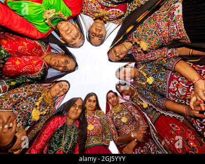Ahir Women in traditional colorful cloth, Great Rann of Kutch Desert ...