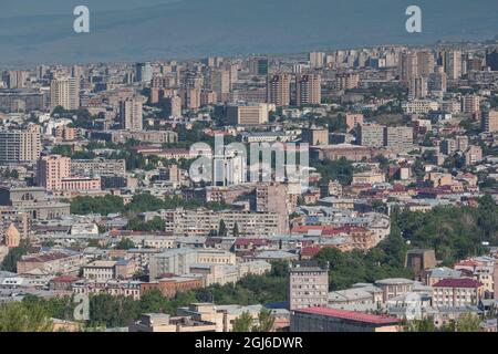 Armenia, Yerevan. City skyline from the east Stock Photo - Alamy